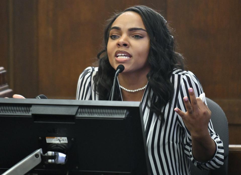 Aaron Hernandez's Wife The Subject Of Copyright Infringement Case ...