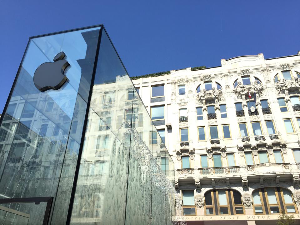 Apple 'Black Friday' 2018 Ad Preview: Expected iPad, iPhone, MacBook Deals