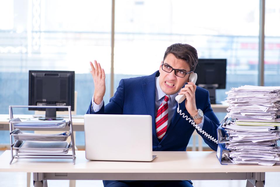 The Right (And Wrong) Way To Complain At Work