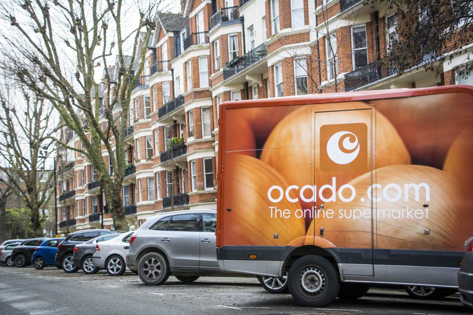 Marks & Spencer Makes Deal With Ocado For Online Food Delivery