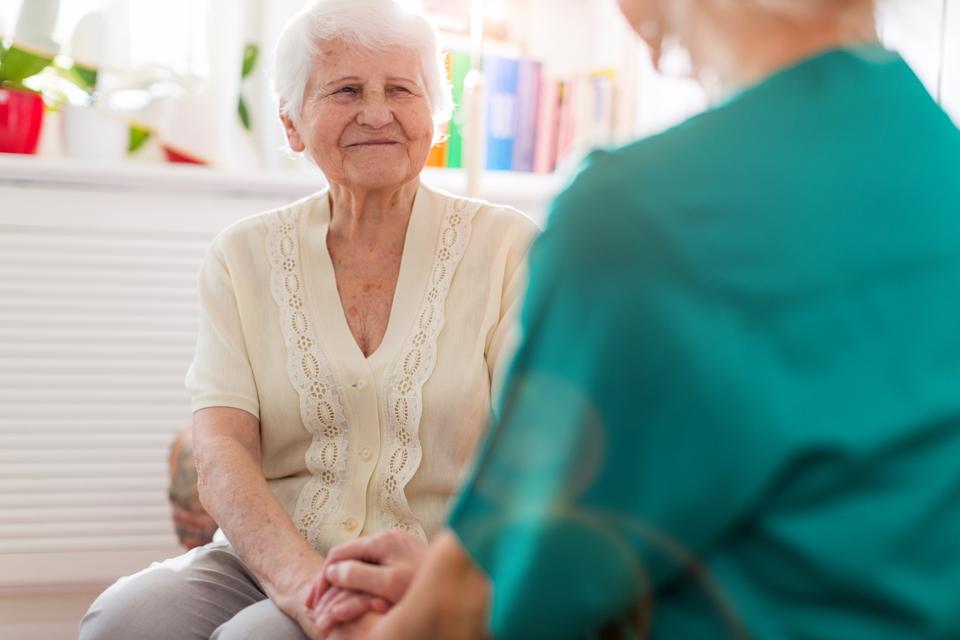 Creating a Safe Living Environment for Loved Ones with Dementia