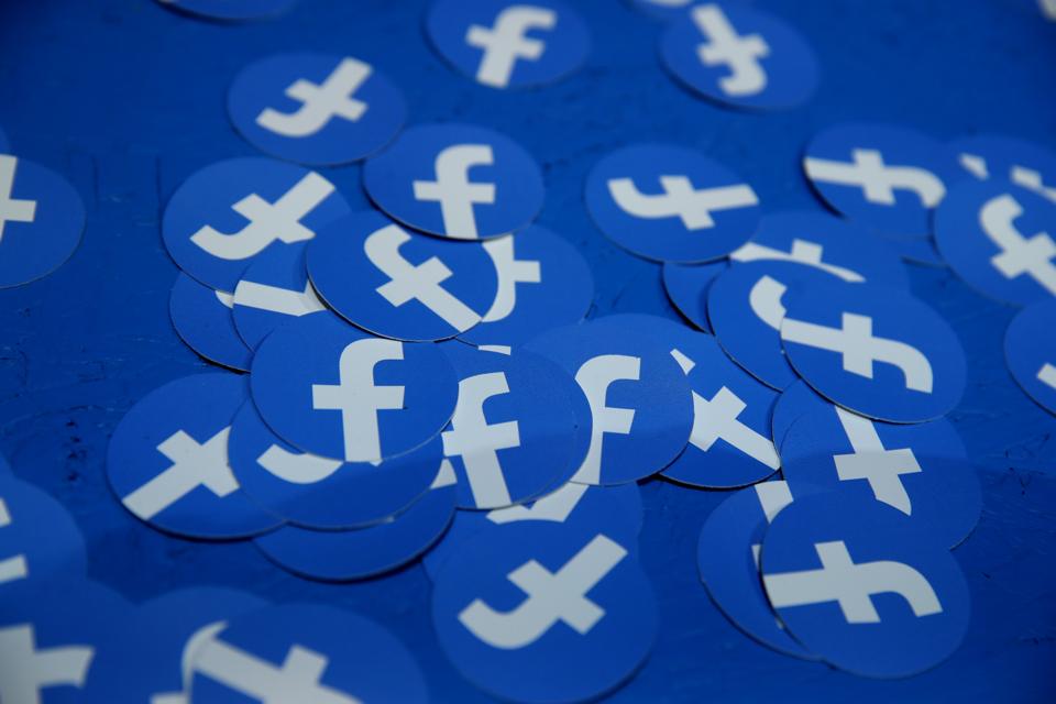 Facebook: U.S. Senators Tell FTC That 'Bargain' $5 Billion Fine Is 'Too ...