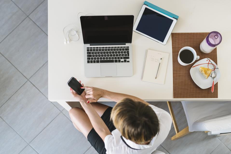 Are Smartphones Influencing Future PC Designs?
