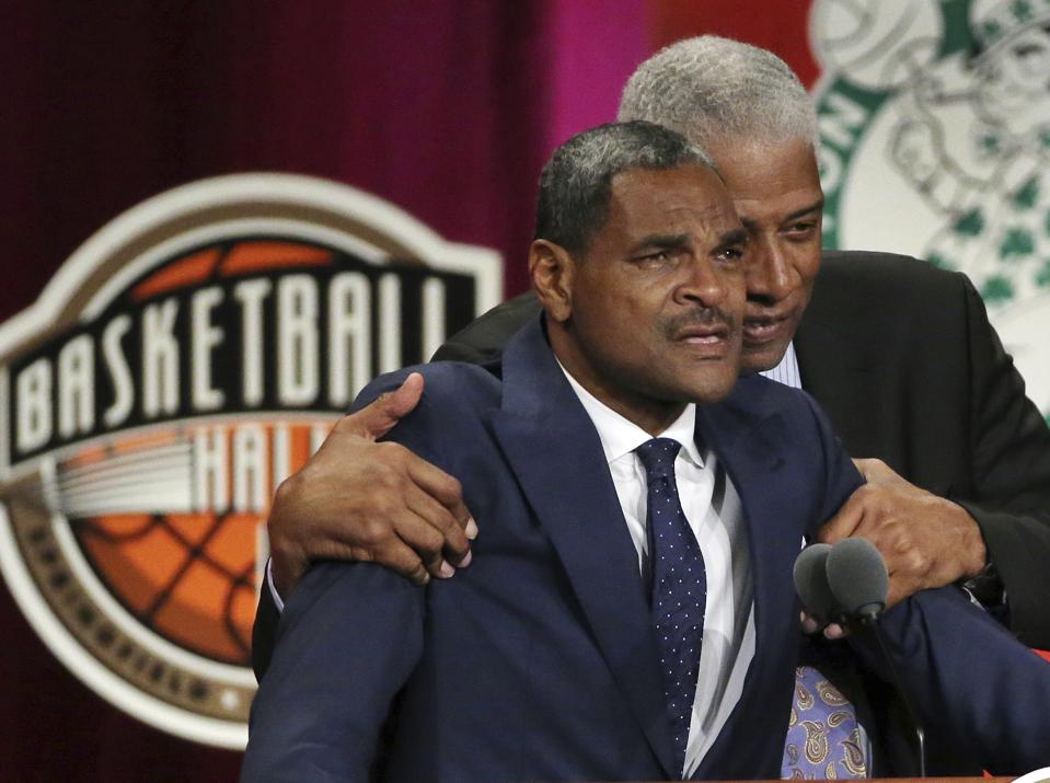 Maurice Cheeks Again Shows An Ability To Move At His Hall Of Fame Induction