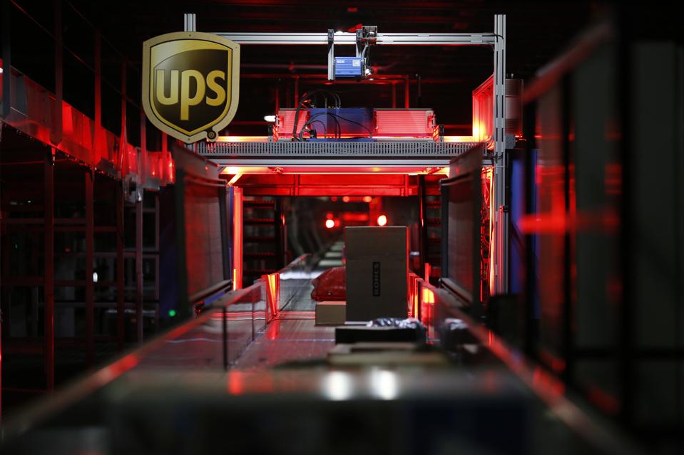 Online Shoppers Expected To Score Deals - And Avoid Tax - On Cyber Monday