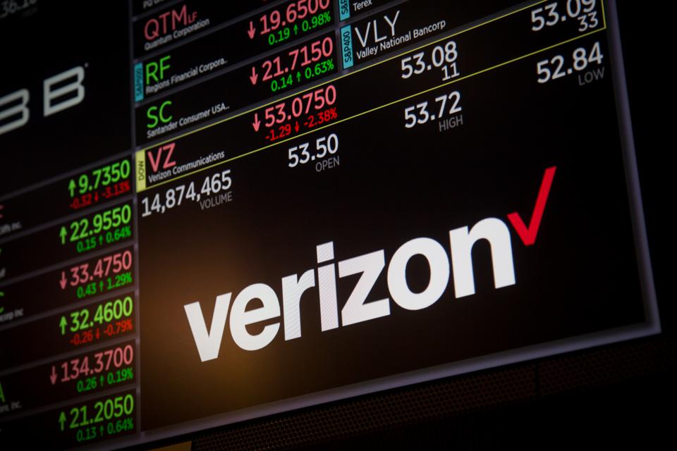 Verizon's Wireless Operations Perform Well As Internet Business Struggles