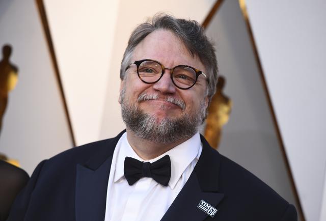 Oscars 2018: Guillermo Del Toro Wins Best Director For 'The Shape of Water'