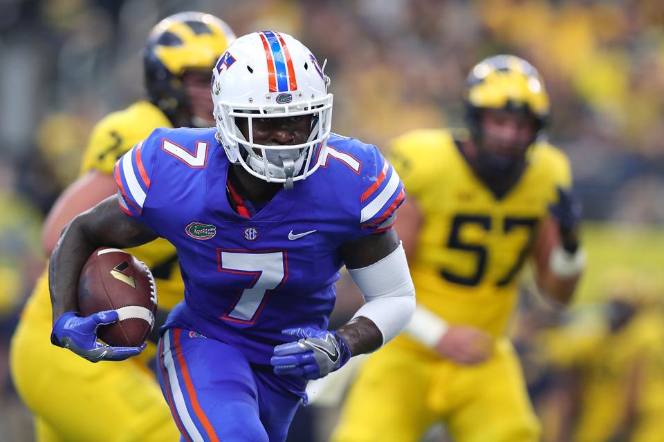 Versatile Duke Dawson Projects To Be In The Middle Of Things For Patriots