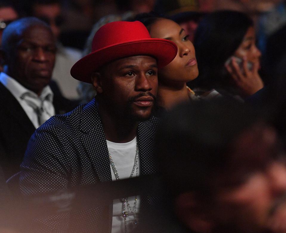 Floyd Mayweather Jr. Talks Conor McGregor, Octagon Fight, 145-Pound ...