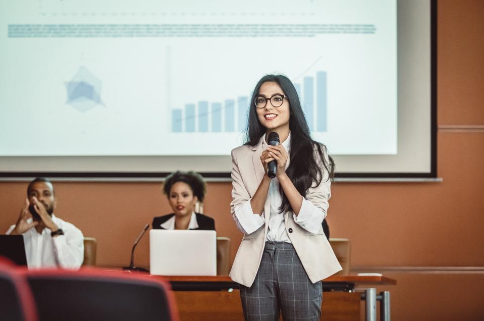 4 Power Tactics For Your PowerPoint Deck