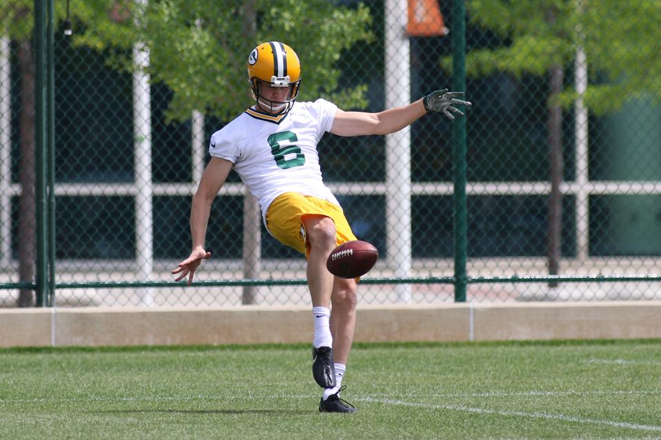 Punter JK Scott Putting On A Show In Green Bay