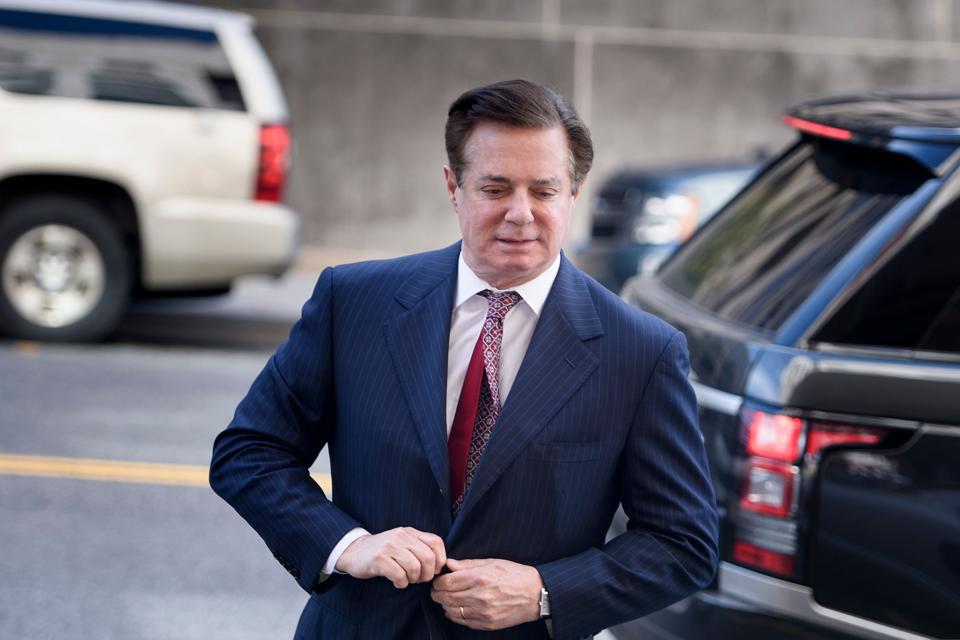 Paul Manafort's Purported $15,000 Ostrich Jacket Is The Talk Of The Trial