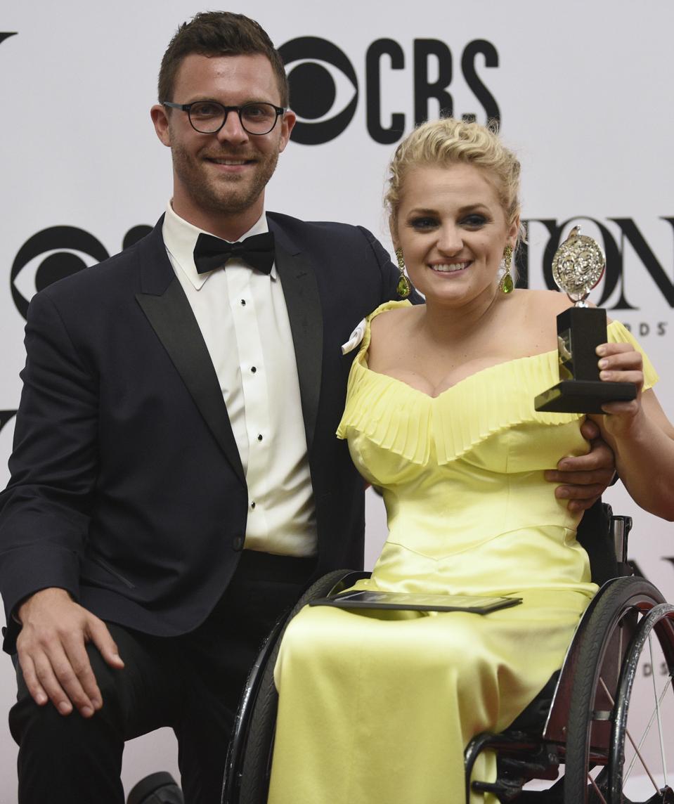 2019 Acting And Costume Design Tony Award Winners Discuss Personal ...