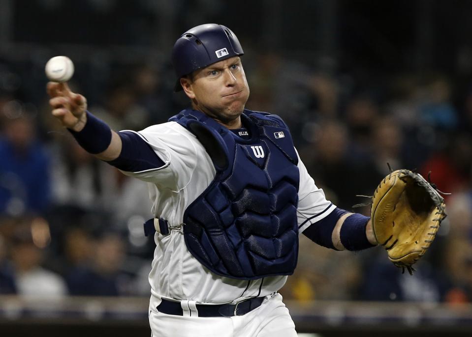 It's Time For Dodgers To Bring Back A.J. Ellis