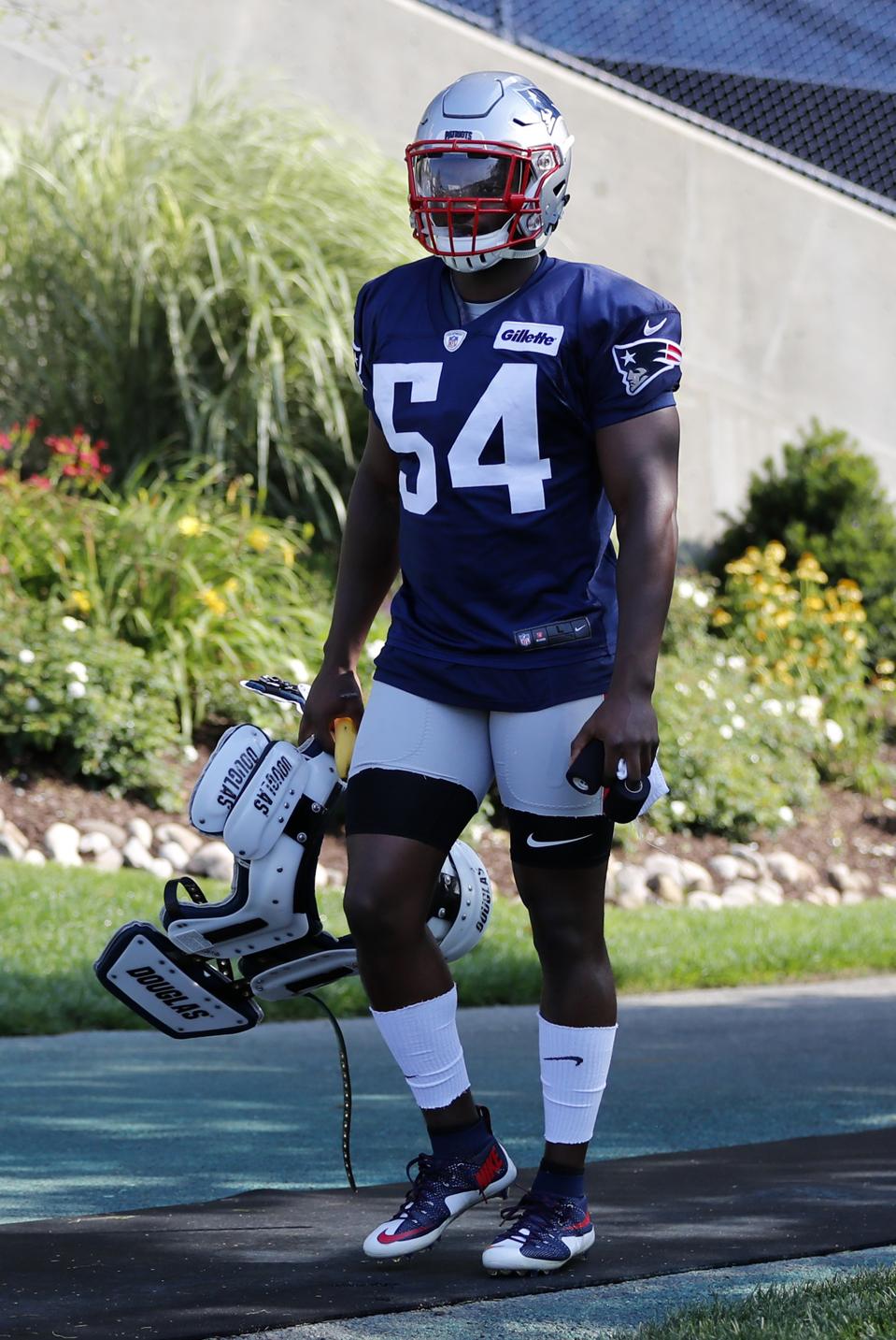 Patriots Linebackers Ja’Whaun Bentley, Christian Sam Enter Sophomore ...