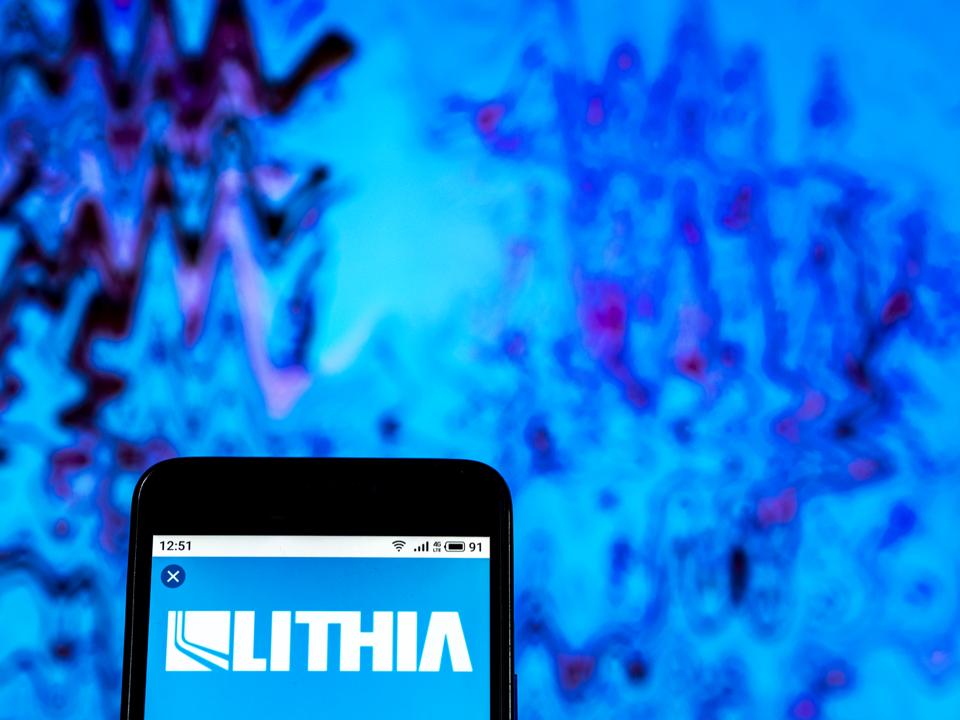 Lithia Motors Warns Auto Sales Drop After Stay-Home Orders Kick In ...