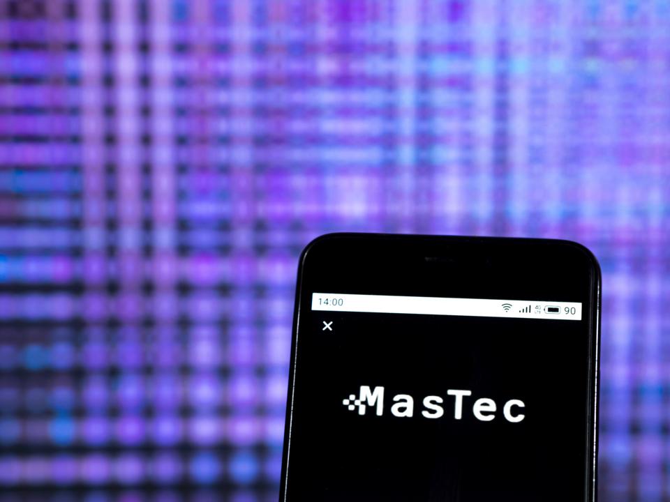 Infrastructure Spending Lifts MasTec To New Heights