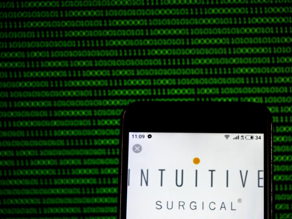 50% Drop in Revenue Growth for Intuitive Surgical This Year?