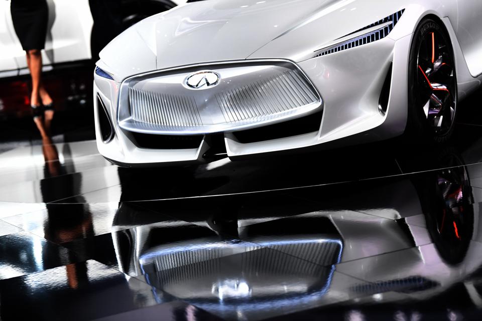 Infiniti Design Chief Leaves