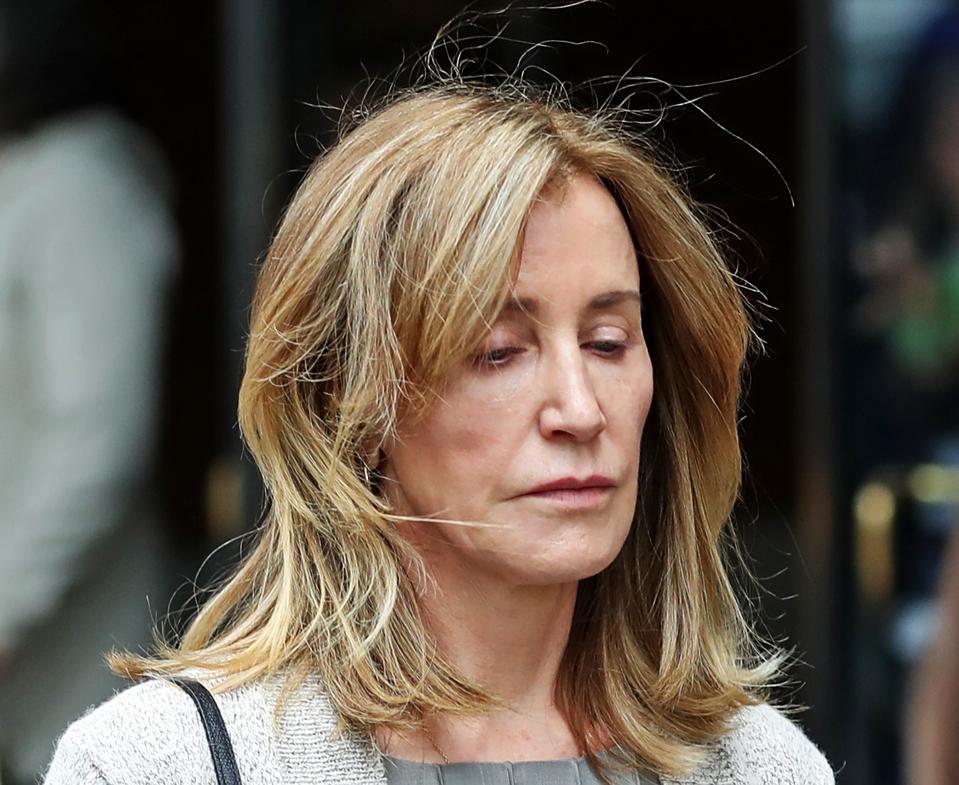 Felicity Huffman Reports To Prison