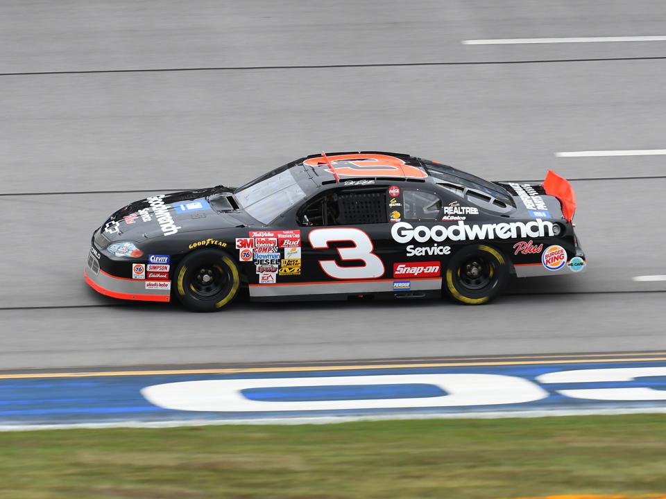 How Dale Earnhardt Stole A NASCAR Weekend At Talladega