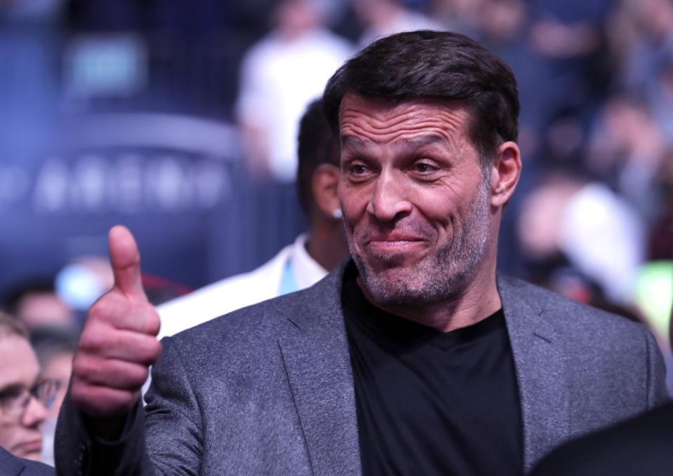 You Can Now Charter Guru Tony Robbins’ Private Jet