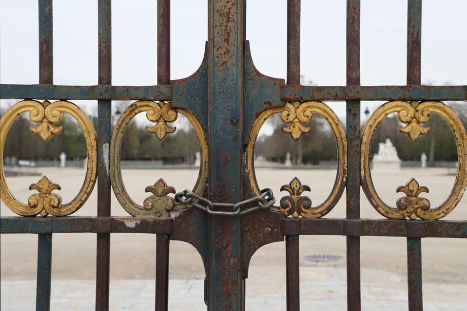 Travelers: What You Need To Know About Coronavirus Lockdown France