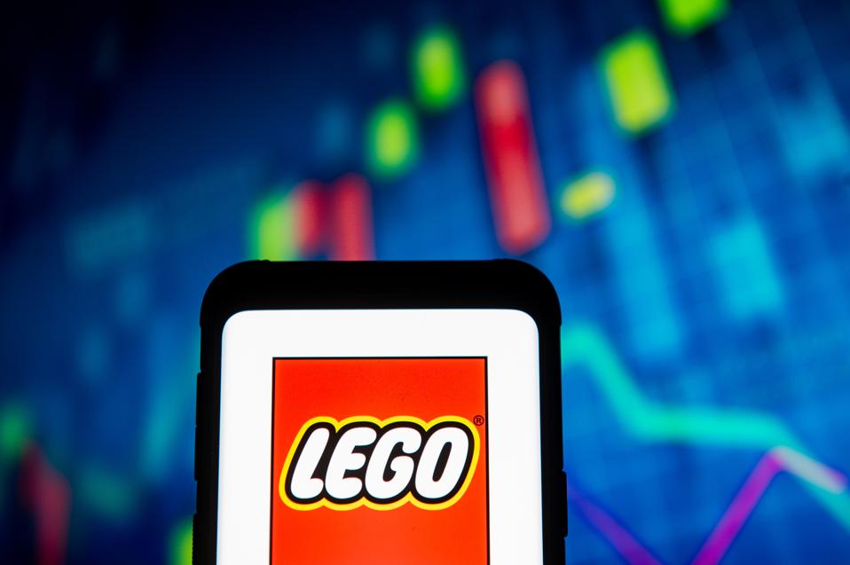 LEGO And Universal Music Group Announce Exclusive Global Partnership