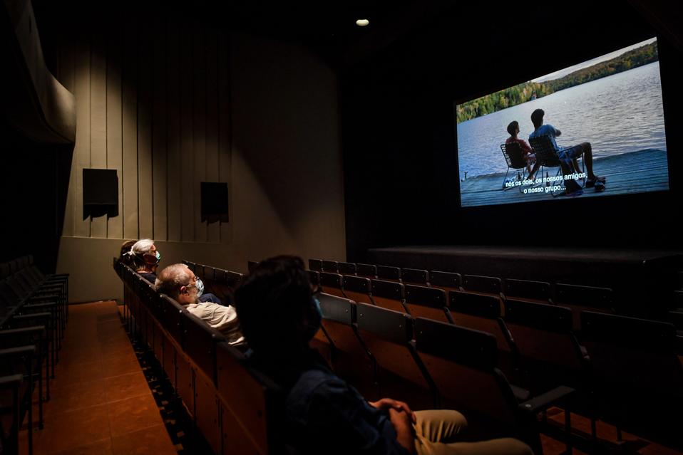 Financing Independent Films With No COVID-19 Insurance Coverage