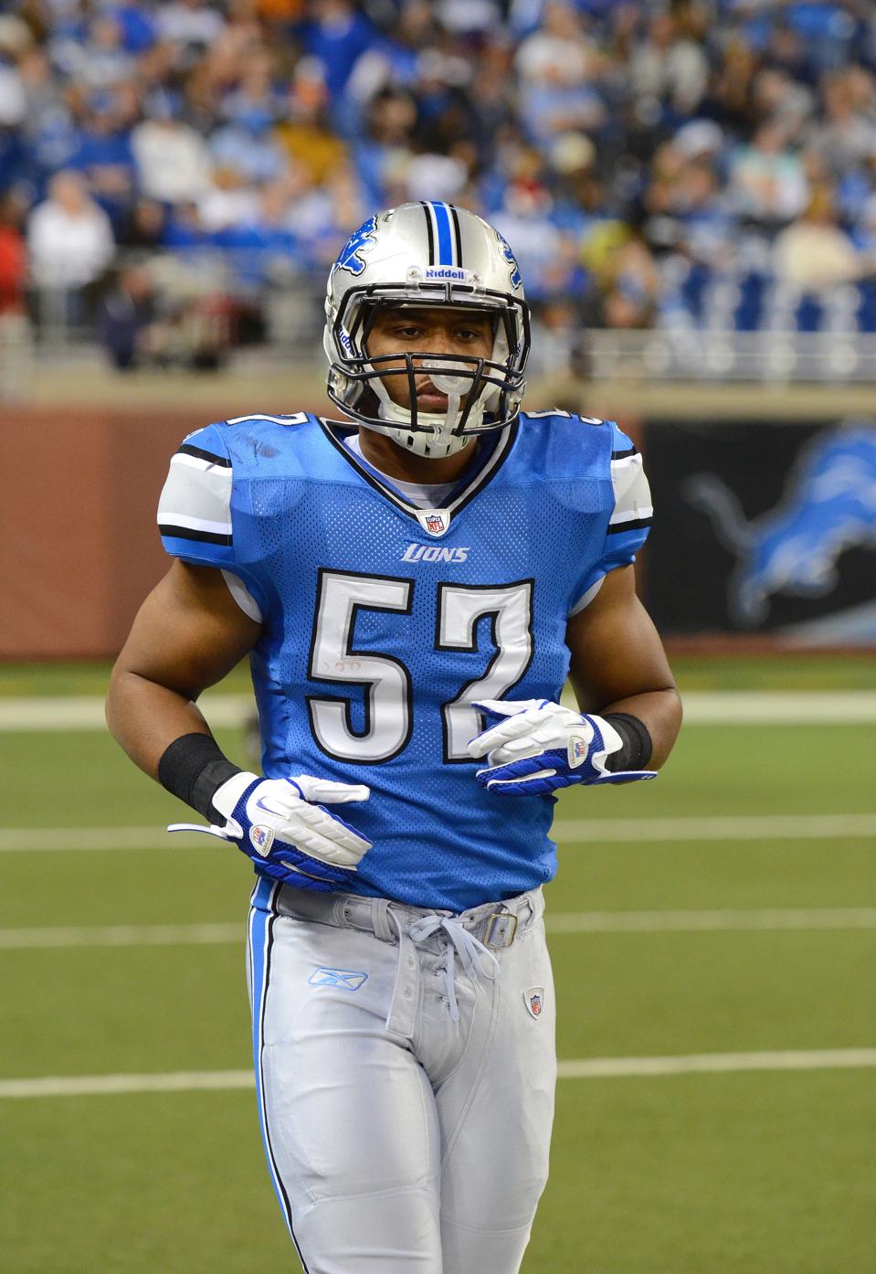 Former NFL Linebacker Doug Hogue Hopes To Pay It Forward In Hometown Of ...