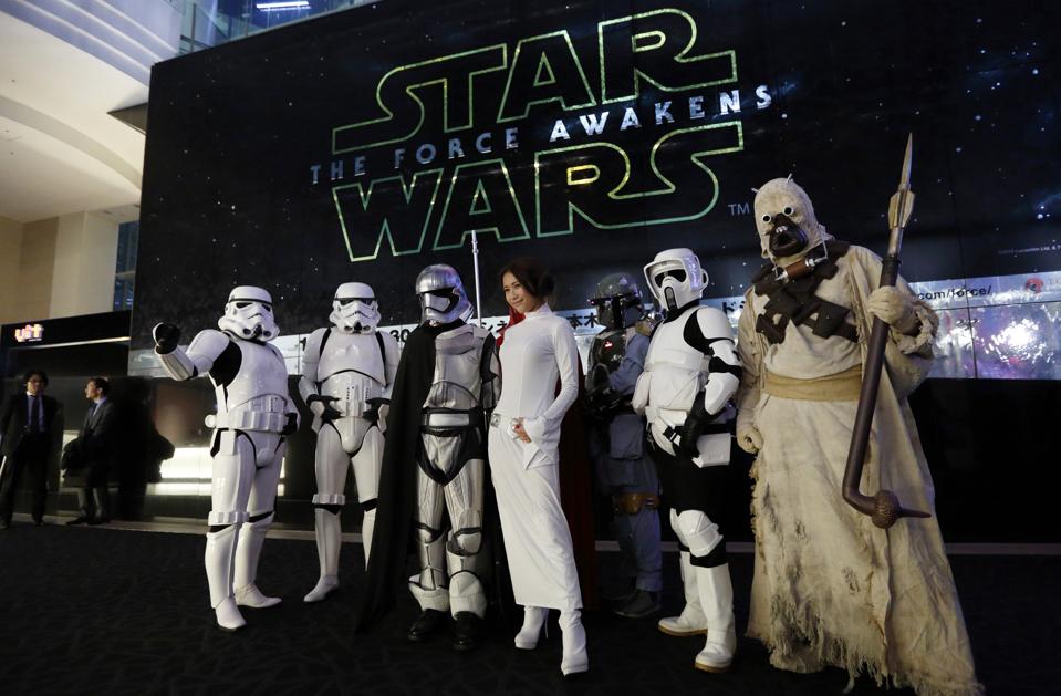 7 Lessons In Leadership From Star Wars: The Force Awakens