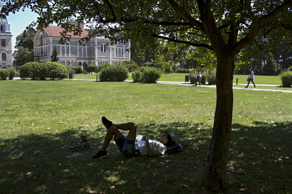 College Decision Involves Head, Heart & Wallet