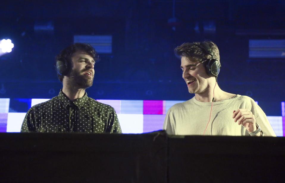 The Chainsmokers Are Now Tied With Drake For The Second-Longest Streak ...