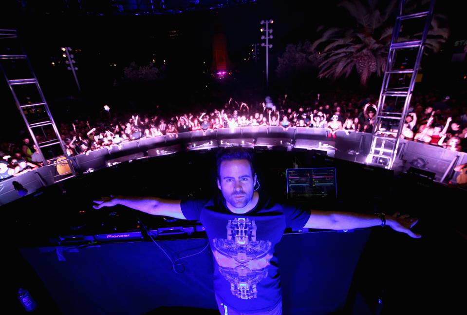 EDM Star Gareth Emery's Team Leading And Meeting Tips