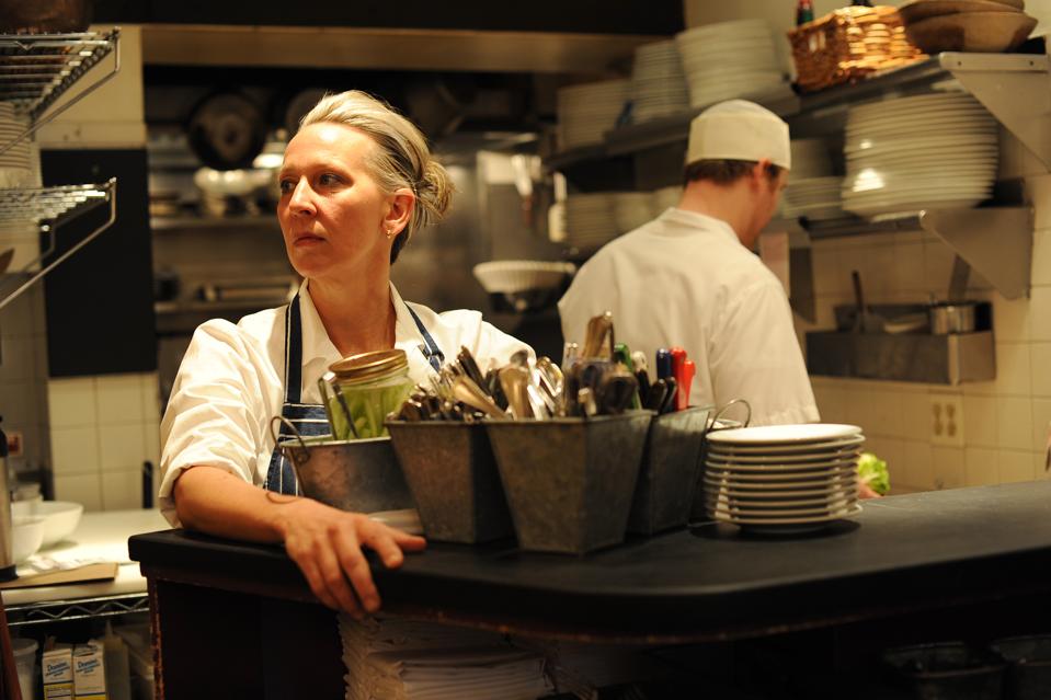 The Long-Expected Restaurant Industry Contraction Is Underway