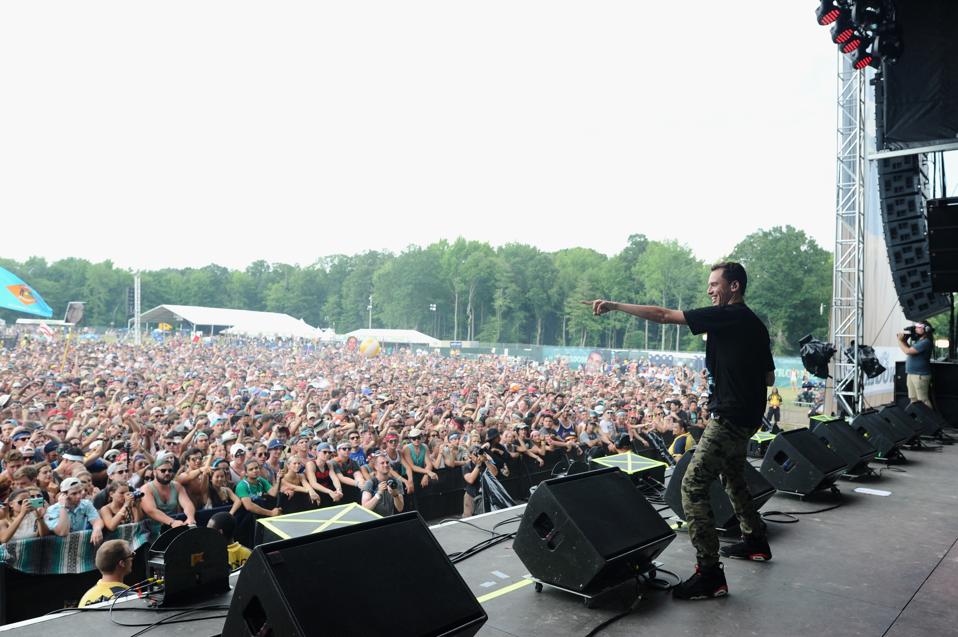 How Visionary Music Group Became An Independent Record Label With Major ...