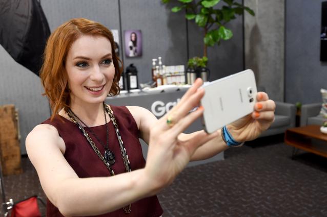 Felicia Day's 'You're Never Weird On The Internet' Is An Emotional Look ...