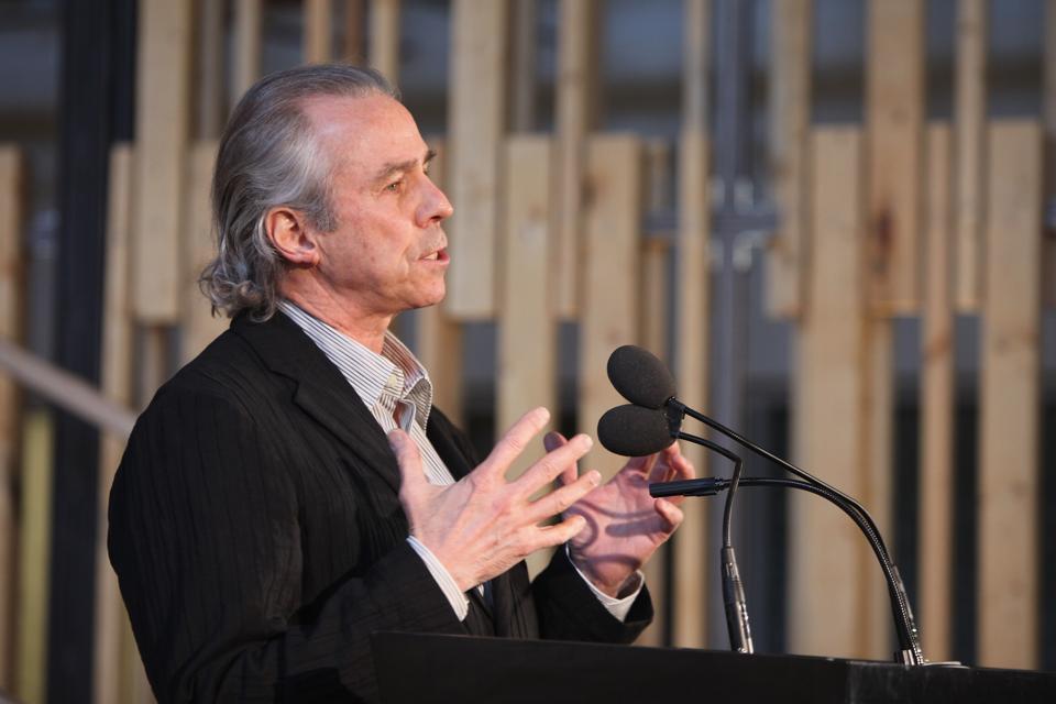 Robo-Entrepreneurs, Jobless Economy And Being Entrepreneurial: A ...