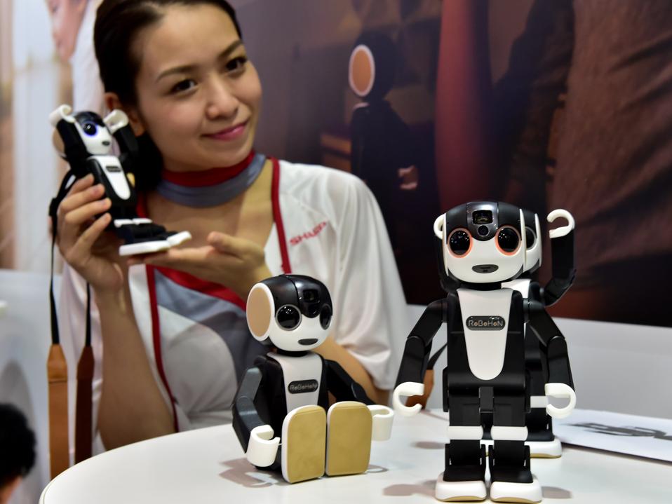 What Is The New Sharp Robot 'Transformer' Phone Really For?