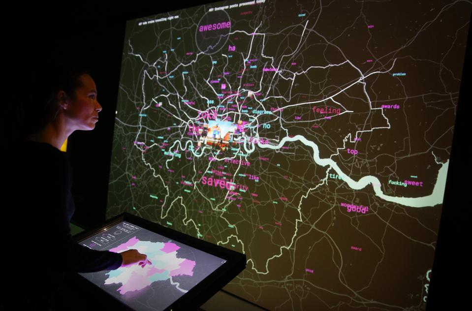 How Cell Phones Can Map The CIA: Is Location Secrecy Dead?