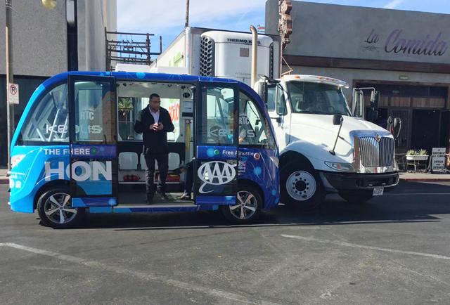 Driverless Bus Smart Enough To Anticipate Impending Accident But Too ...