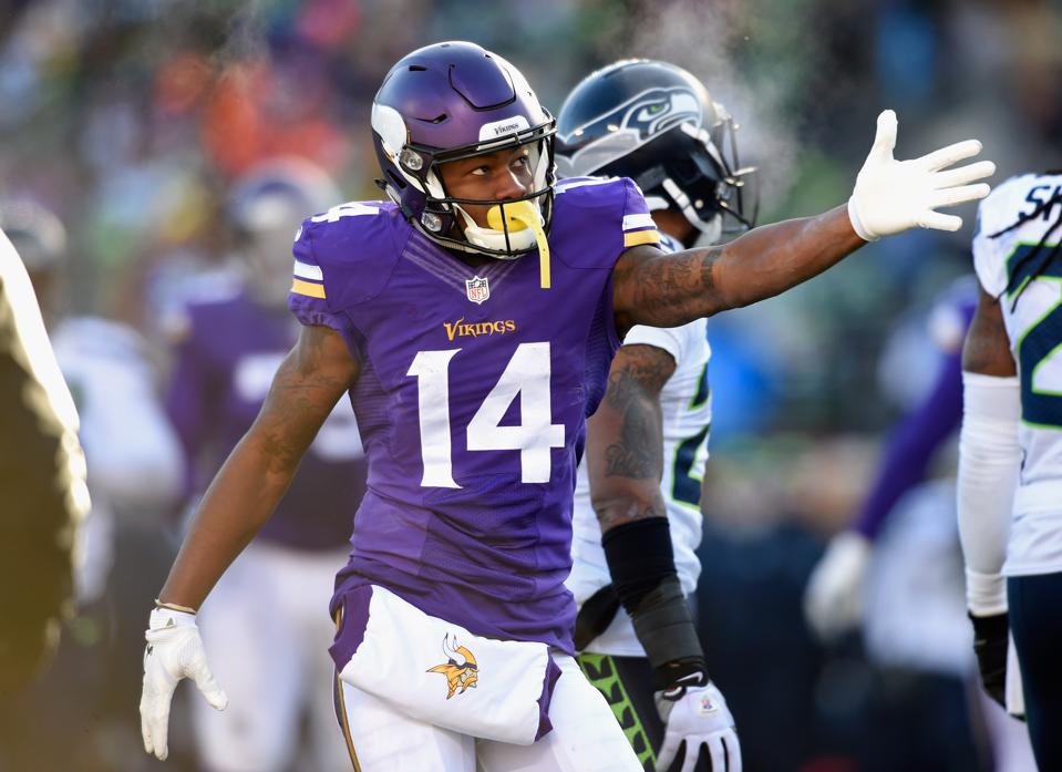 NFL Fantasy Football Roundup: Injury Updates And Hot Picks