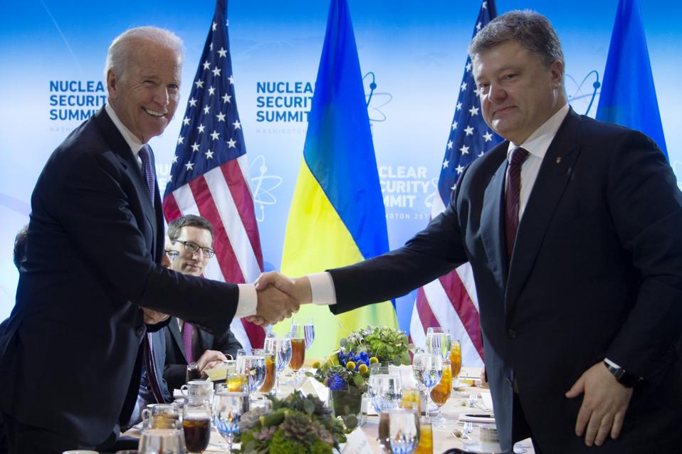 Corruption Is Killing Ukraine's Economy