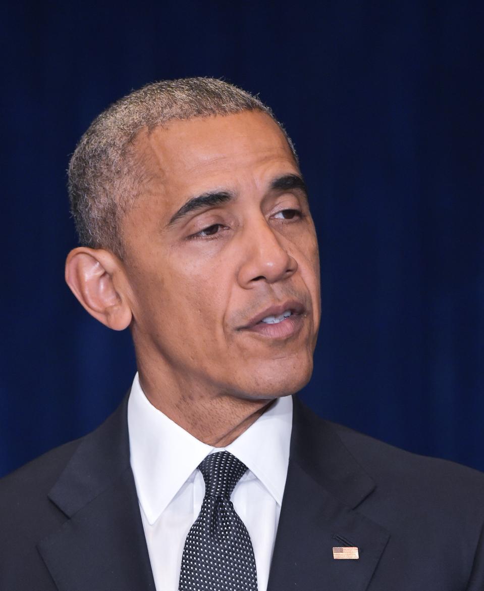 Illegal Immigrants - Trump Says Deport Them - But Obama Should Pardon Them