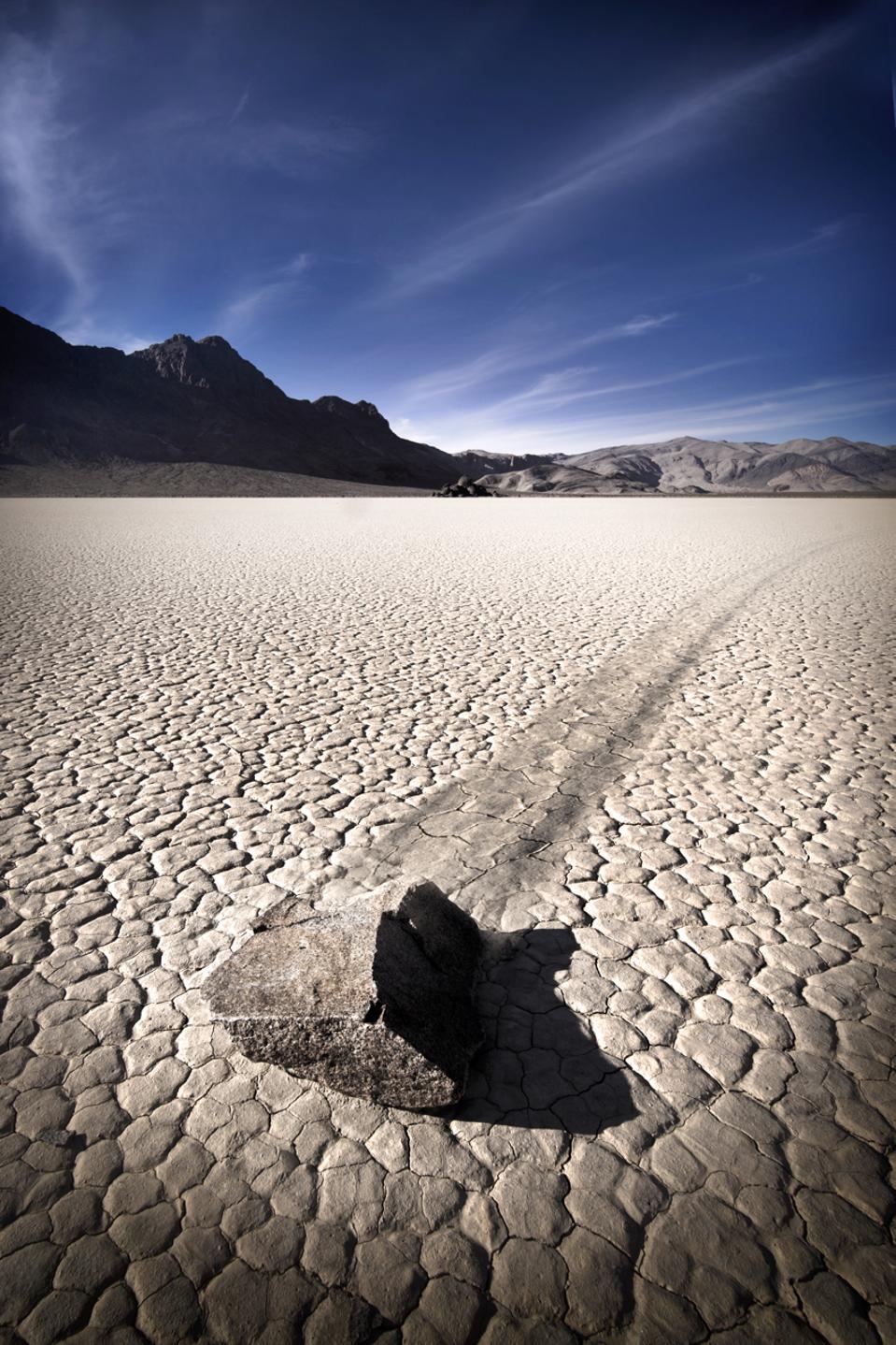 Make The Most Of Life In Death Valley With This Weekend Guide