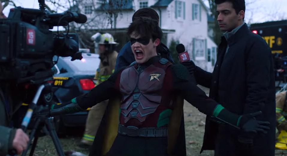 DC Universe’s ‘Titans’ Season 2 Trailer Shows Off Bruce Wayne, Deathstroke