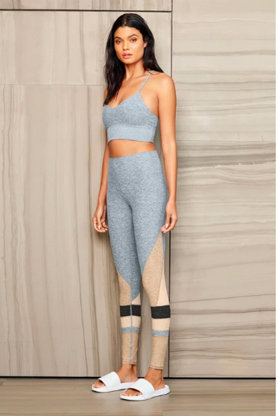 The Best Women’s Workout Clothes For Pilates 2019
