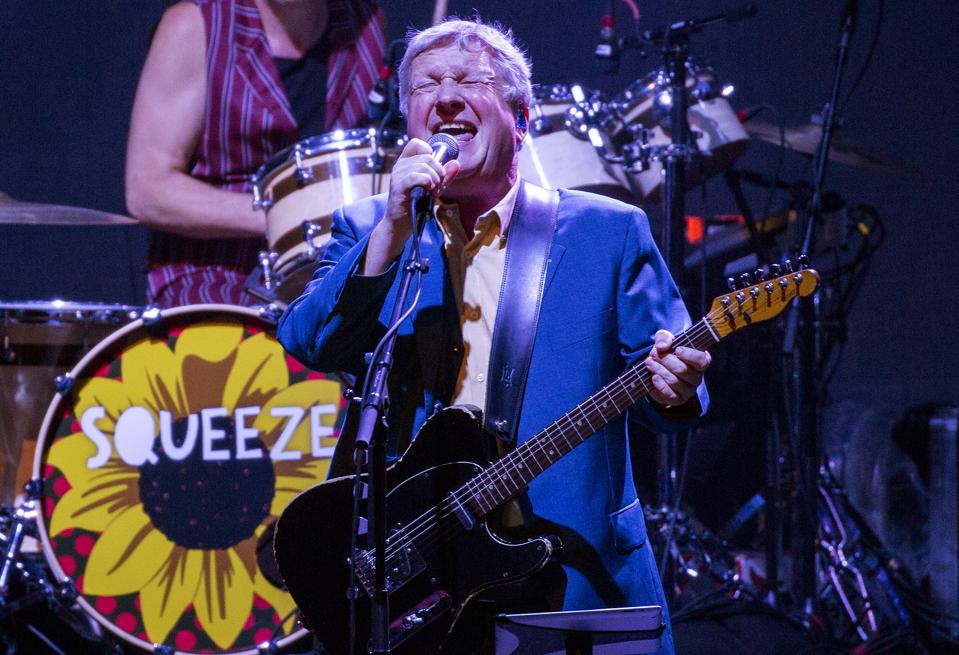 Glenn Tilbrook Celebrates Birthday On Stage In Chicago During Squeeze ...