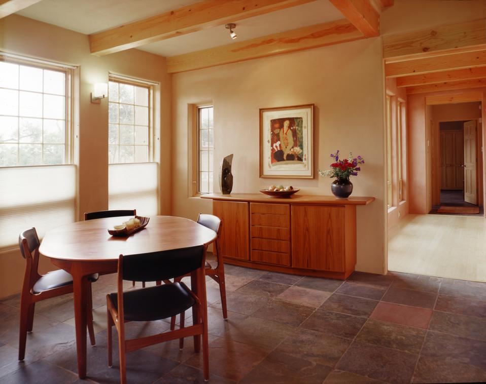 Natural Plaster Walls As An Efficient, Healthy And Comfortable Alternative