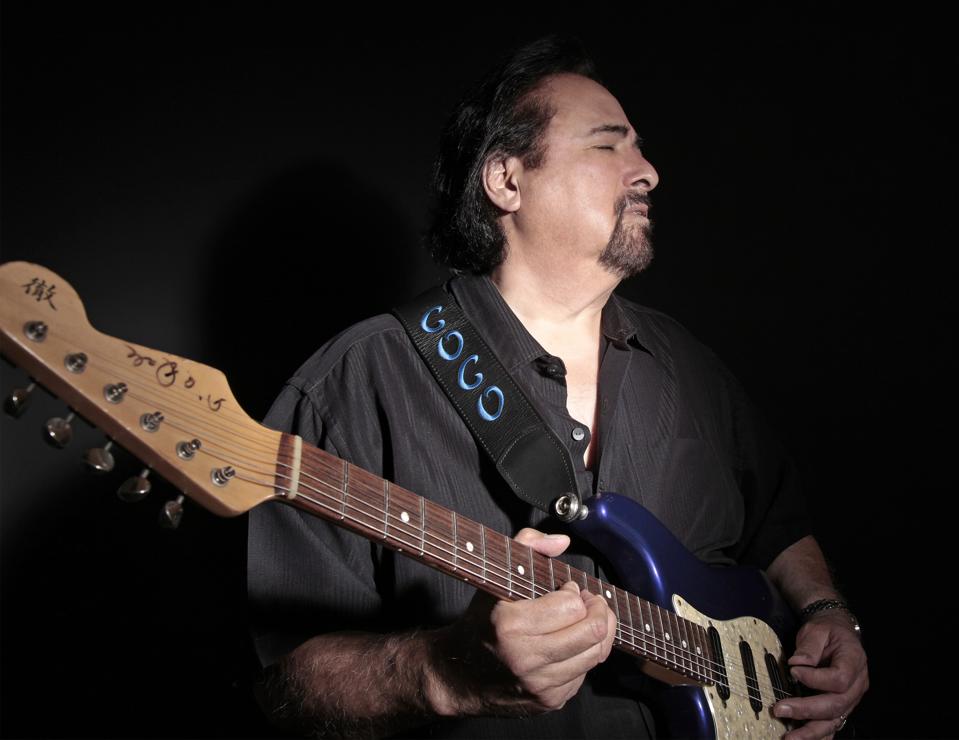 Bluesman Coco Montoya’s New Album Is ‘Coming In Hot’